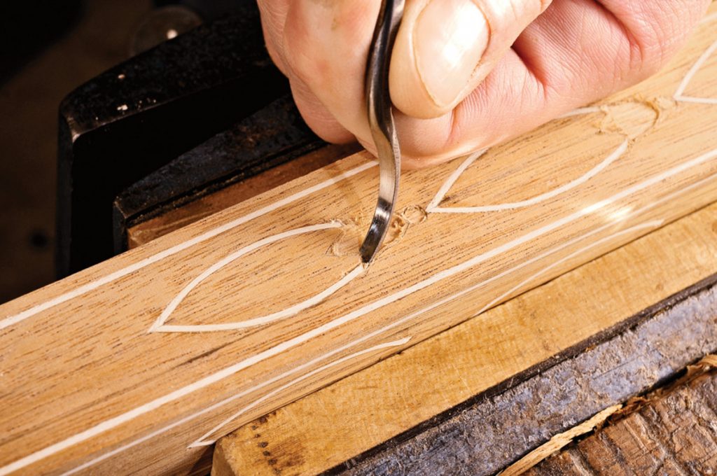 Federal-style Inlay Bellflowers & Stringing | Popular Woodworking