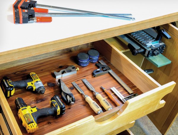 Mobile Assembly Table | Popular Woodworking