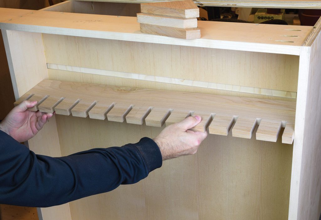 Mobile Assembly Table | Popular Woodworking