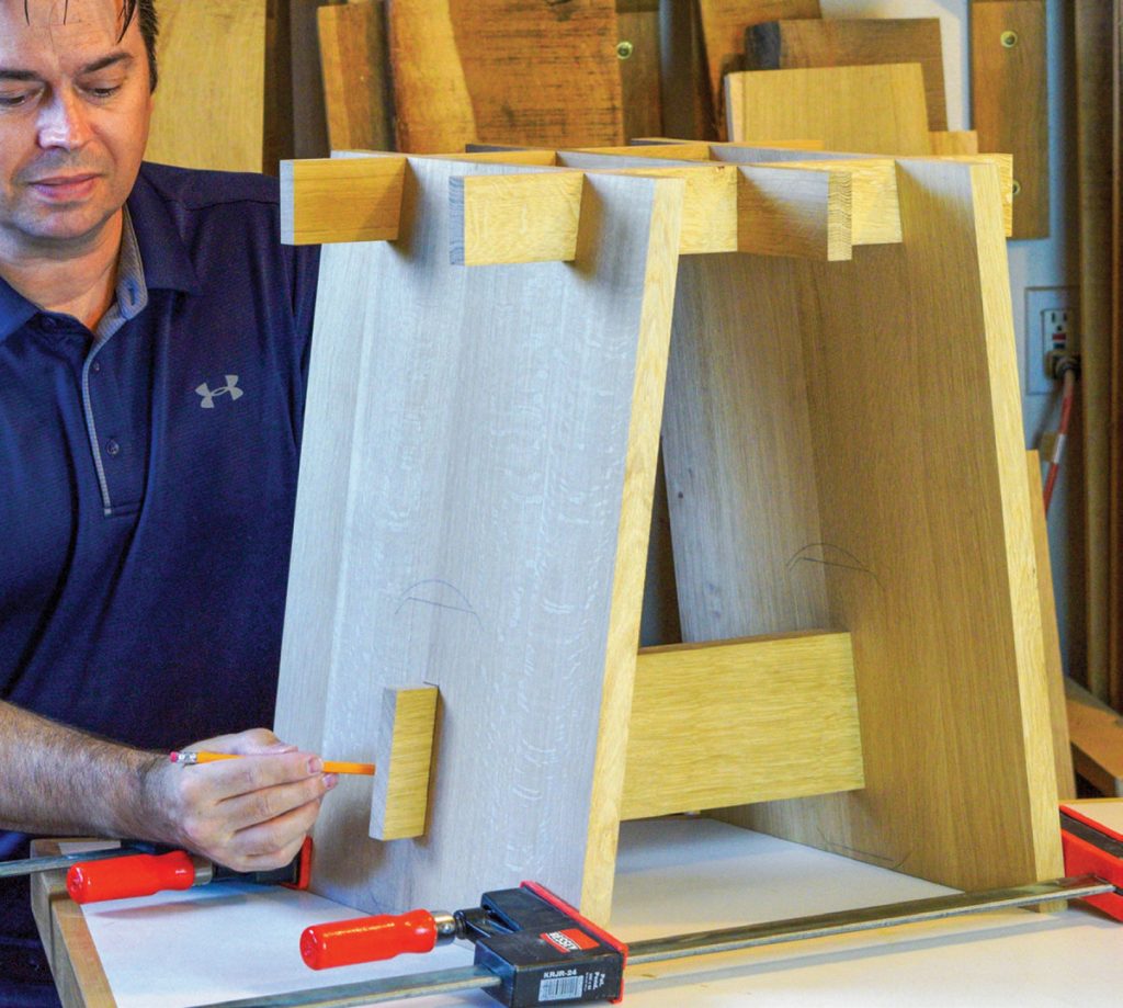 Dragonfly Side Table | Popular Woodworking