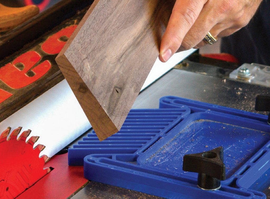 Dragonfly Side Table | Popular Woodworking