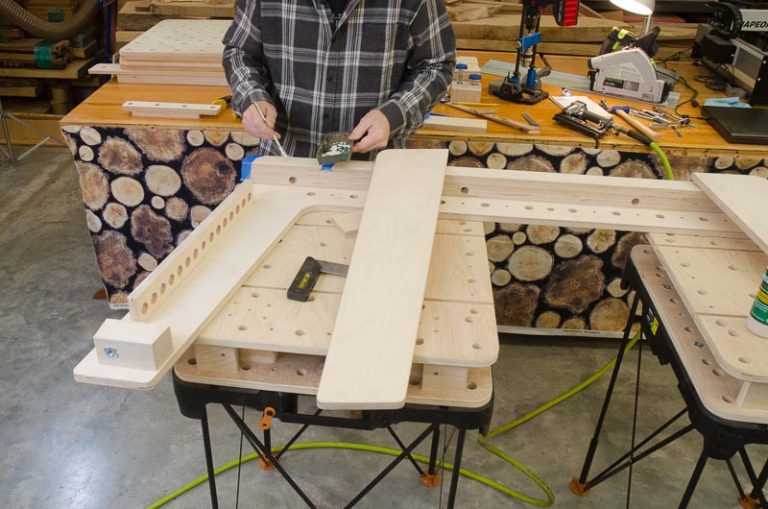 Building the Maker Workstation Base | Popular Woodworking