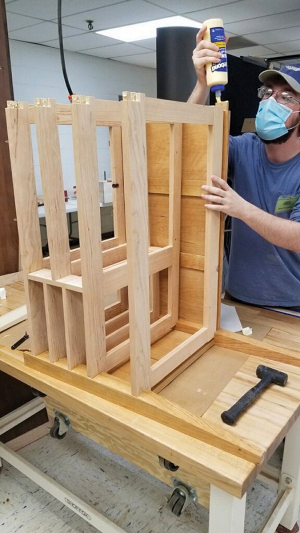 Shaker Sewing Counter Online Extras | Popular Woodworking