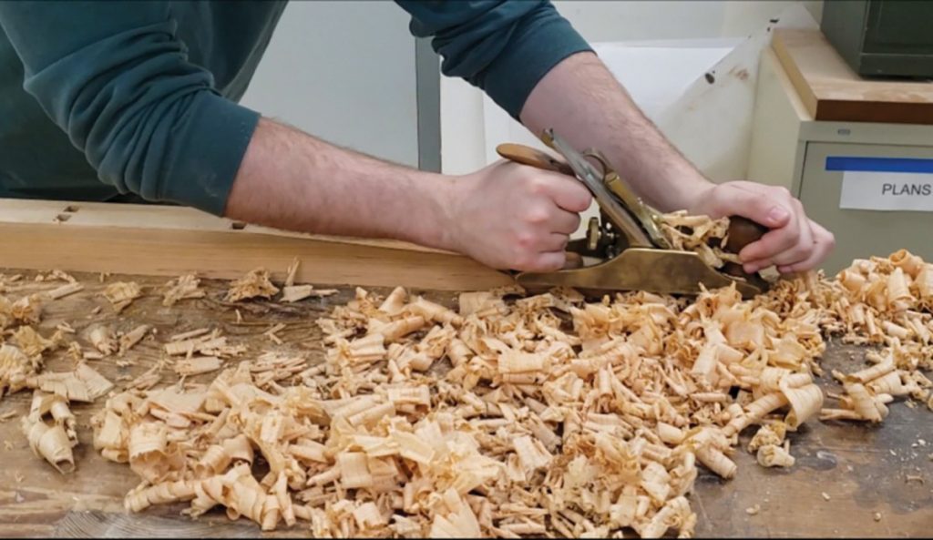 Shaker-Inspired Sewing Counter | Popular Woodworking