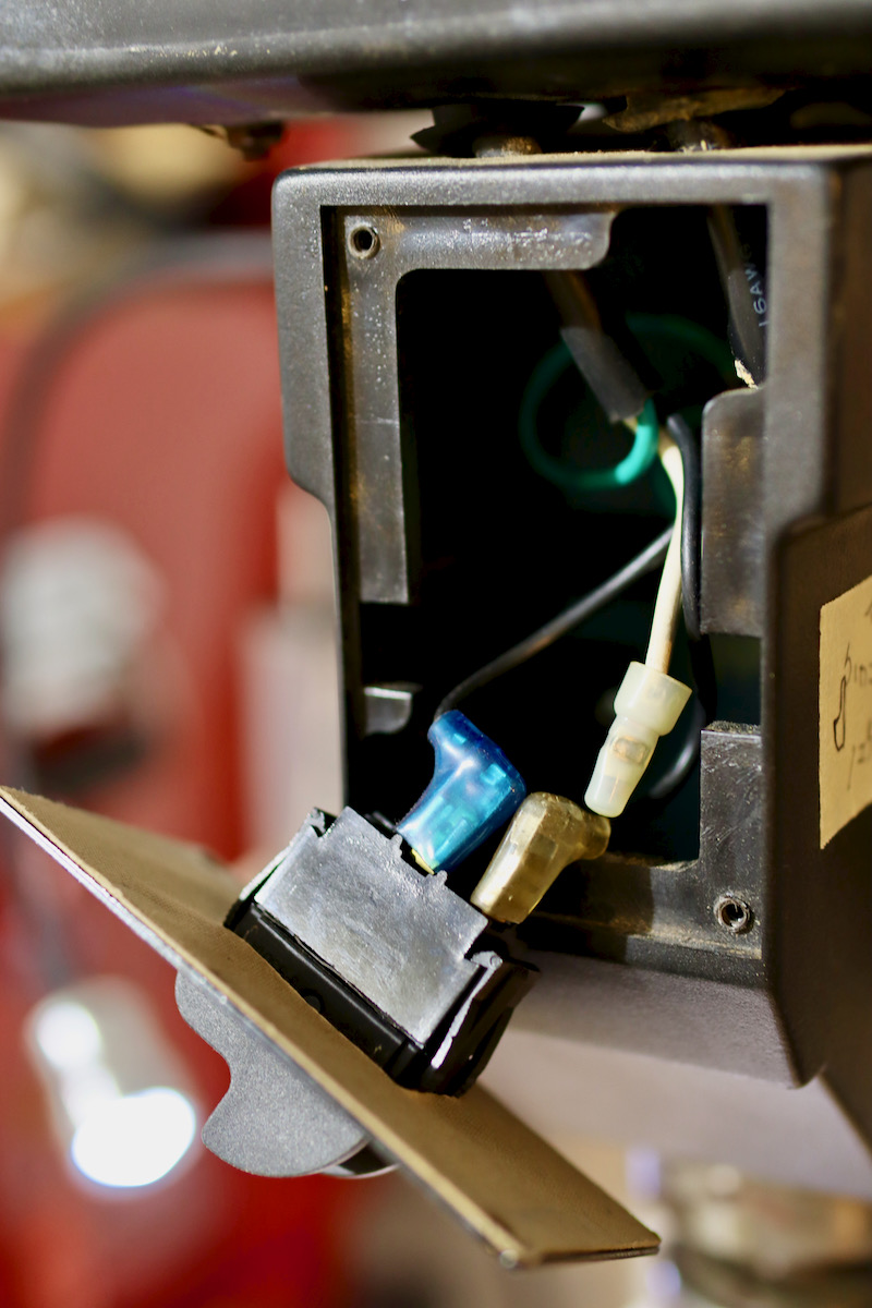 Repairing a Faulty Drill Press On/Off Switch | Popular Woodworking