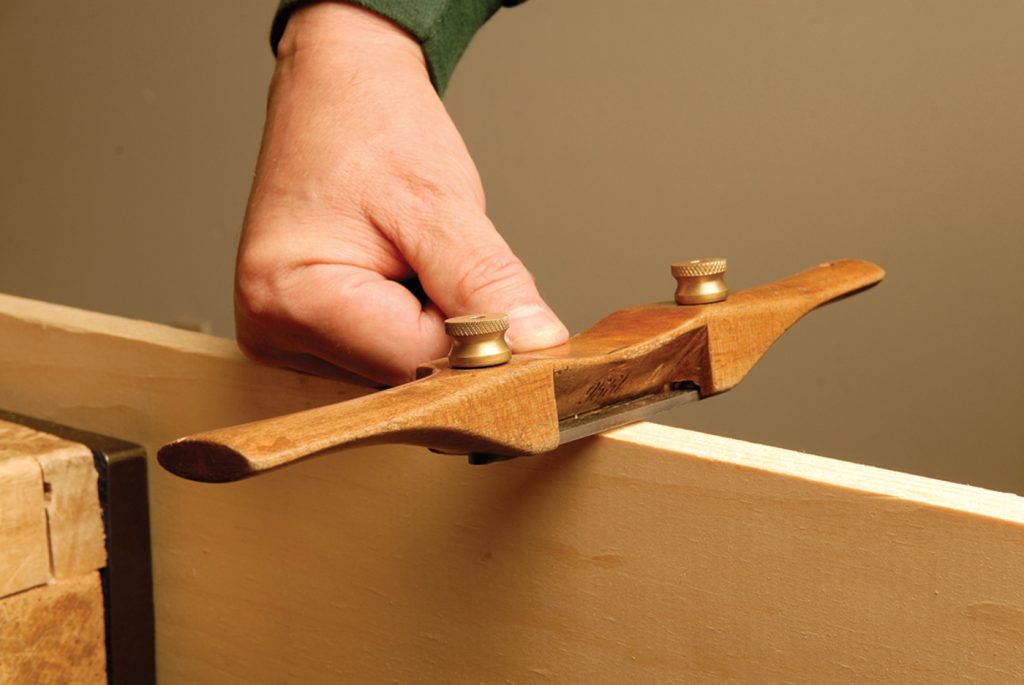 Drawknife & Spokeshave Basics for Woodworking | Popular Woodworking