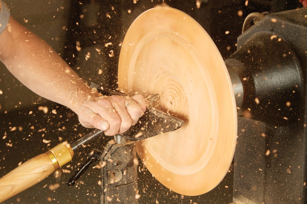 Carved Rim Bowl | Popular Woodworking