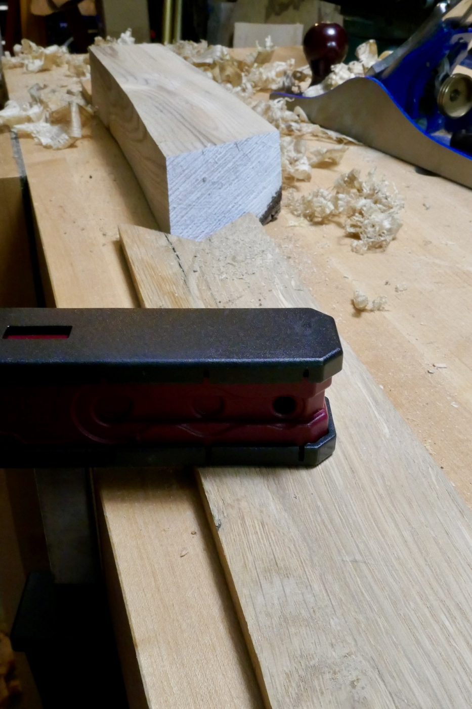 Notched Batten for Planing | Popular Woodworking