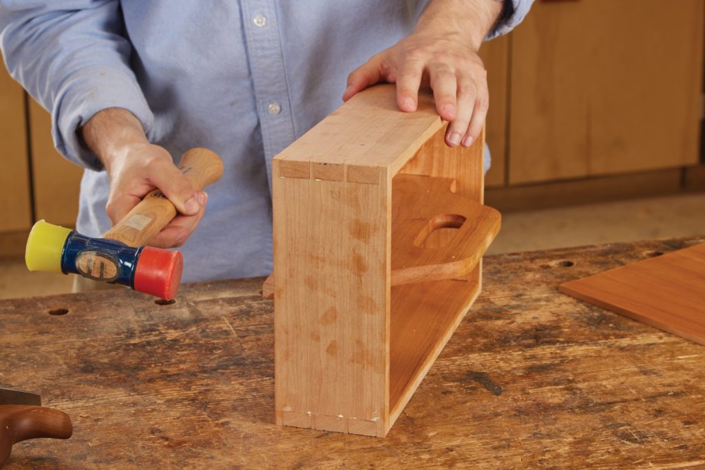 Dovetailed Shaker Tray | Popular Woodworking