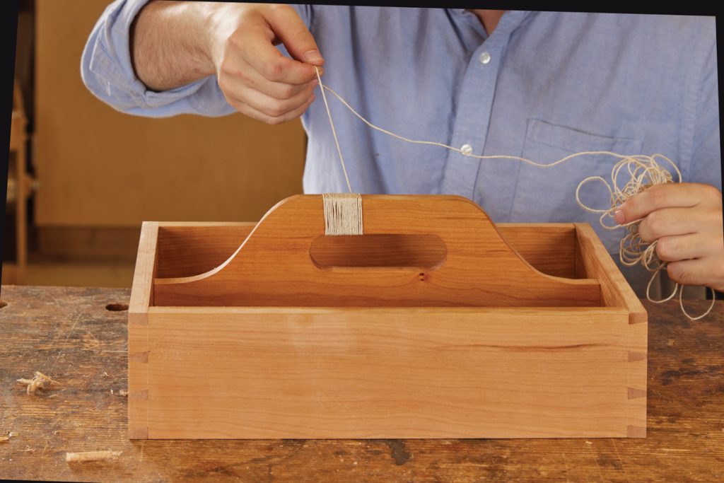Dovetailed Shaker Tray | Popular Woodworking