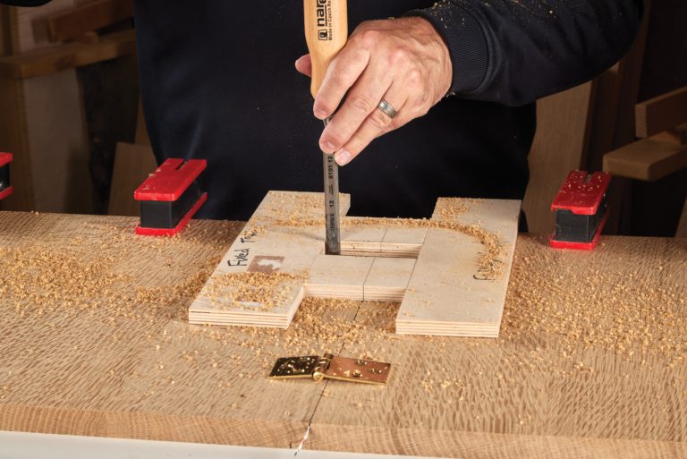 Rule Joint for Drop-Leaf Tables | Popular Woodworking