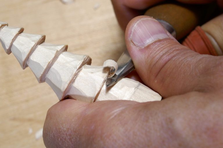 Whittling Basics, Part 5 | Popular Woodworking