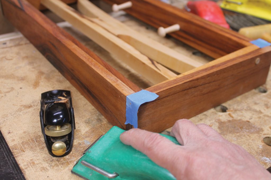 A Stylish Folding Wall-Mounted Valet | Popular Woodworking