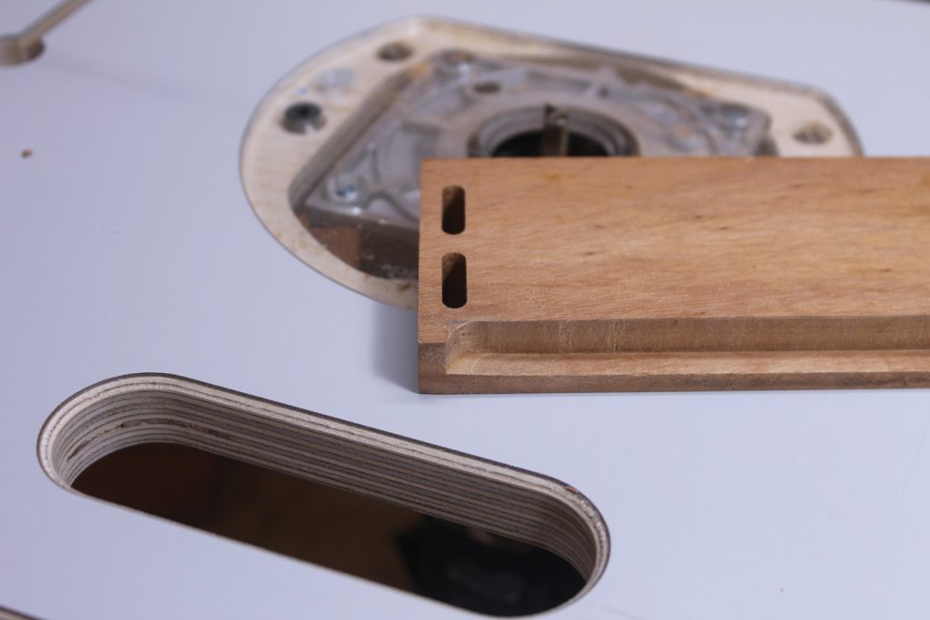 A Stylish Folding Wall-Mounted Valet | Popular Woodworking