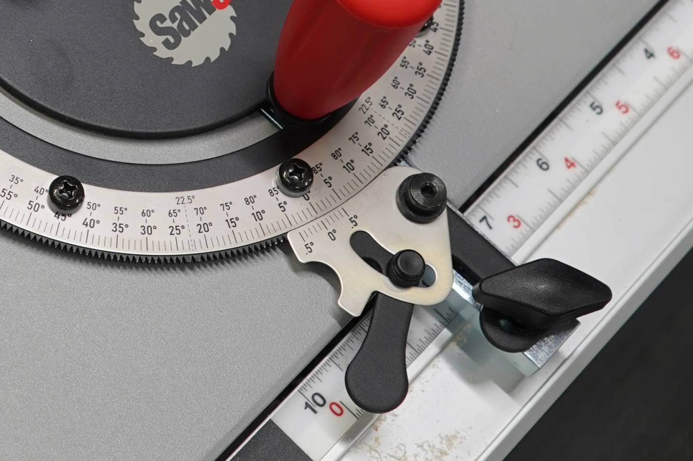 SawStop Scale Miter Gauge Review (Updated) | Popular Woodworking