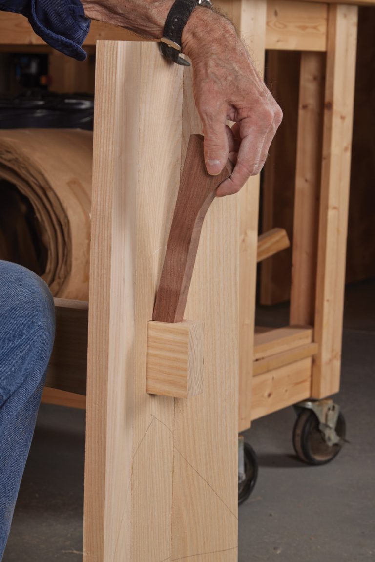 Coopered Leg Hall Table | Popular Woodworking