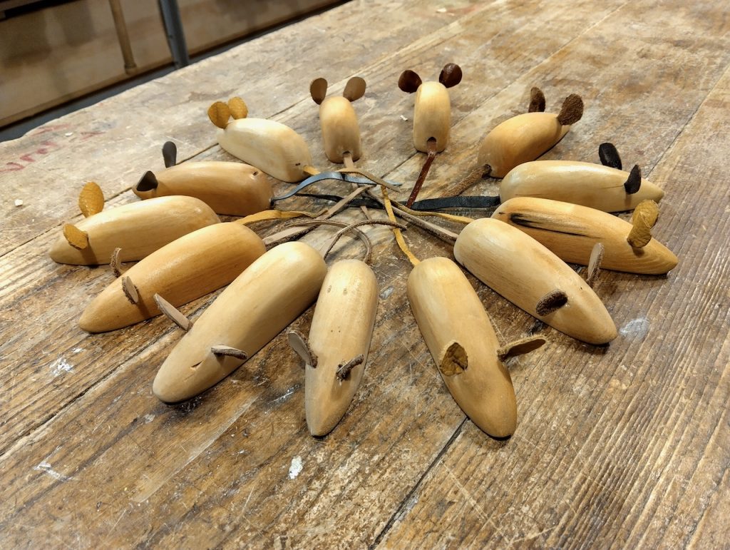 Wood Finishes for Students: Shellac | Popular Woodworking