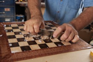 Build a Veneered Chessboard | Popular Woodworking