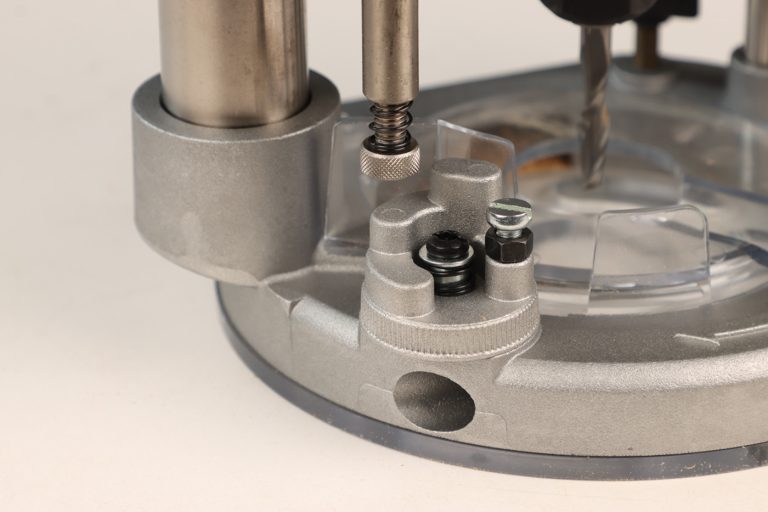 What’s the Best Midsize Router | Popular Woodworking