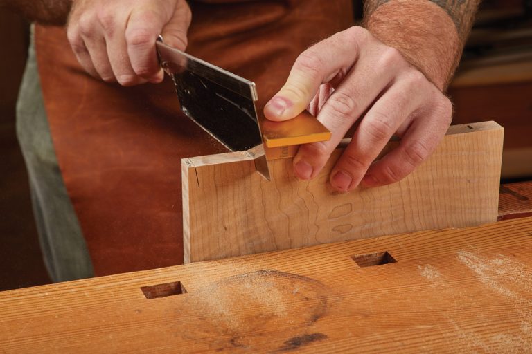 Hand-Cutting Dovetails | Popular Woodworking