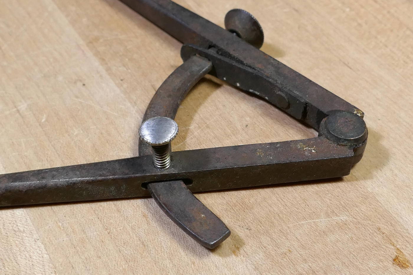 Restoring a Divider: Part 2 | Popular Woodworking