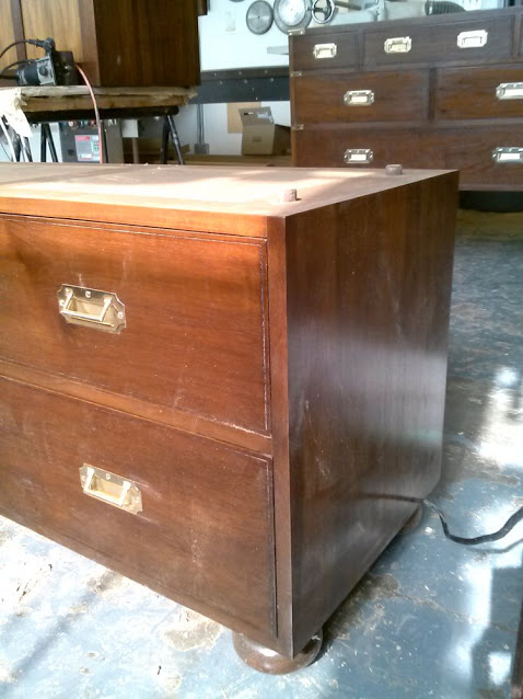 Installing Campaign chest hardware - part 5: Setting the bracket corner ...