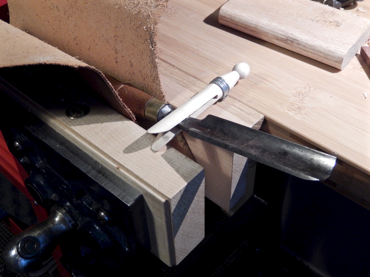 Make Convex Sharpening Forms for Round Edge Tools | Popular Woodworking