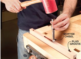 Greene and Greene Hall Table | Popular Woodworking