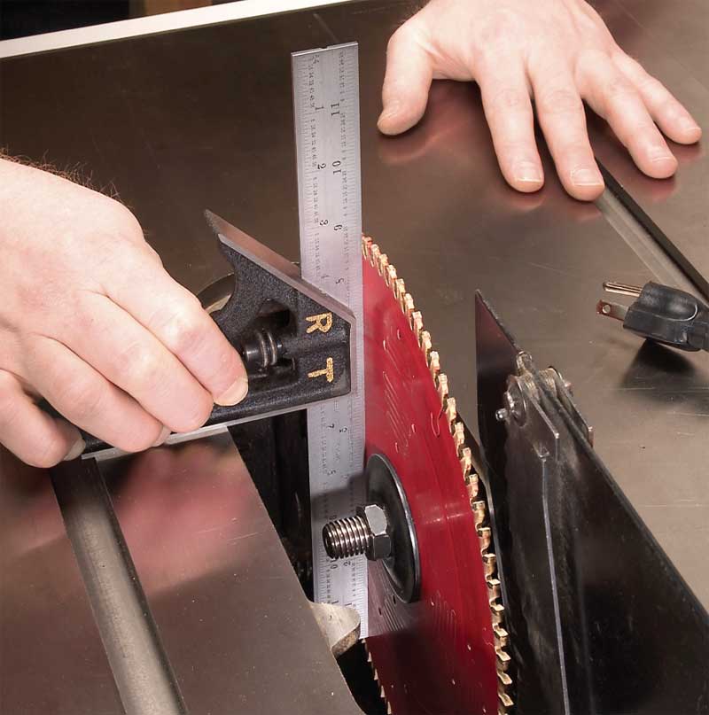 AW Extra 3/27/14 - Precision Squares | Popular Woodworking