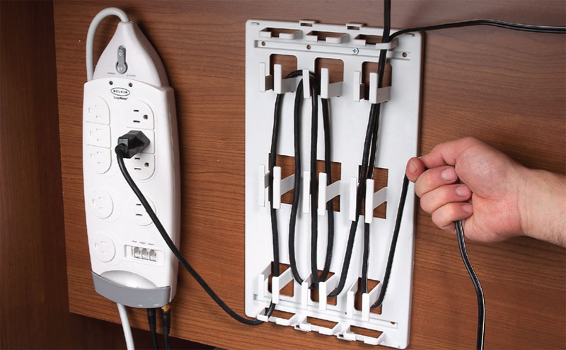 AW Extra 10/3/13 - 9 Ways to Untangle Wires | Popular Woodworking