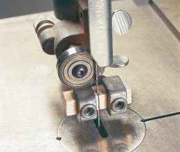 A Better Way to Sharpen Scrapers | Popular Woodworking