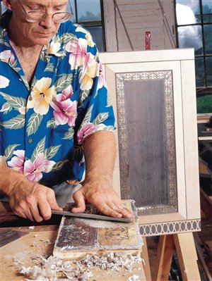 AW Extra 1/2/14 - Beautiful Boulle Work | Popular Woodworking