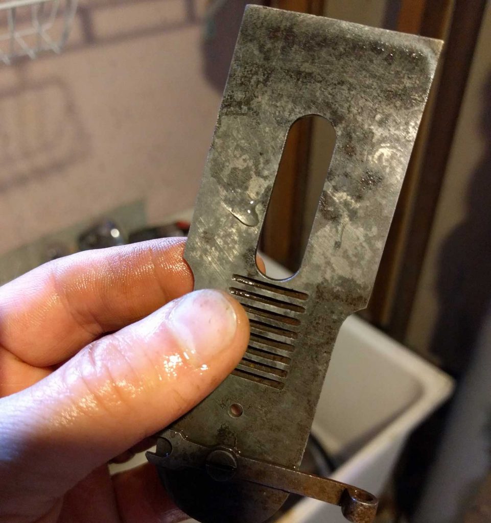 Remove Rust From an Old Hand Plane With Citric Acid | Popular Woodworking